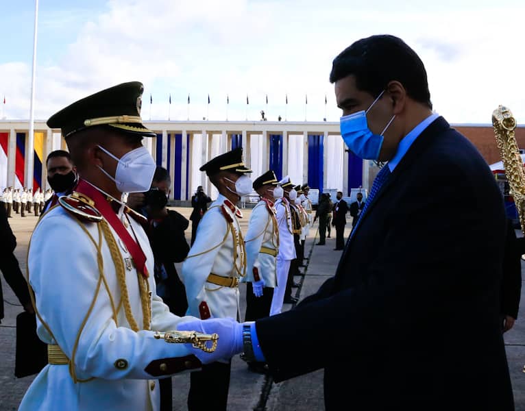Ejecutivo Nacional gradúa a nuevos tenientes de la FANB para dar ...